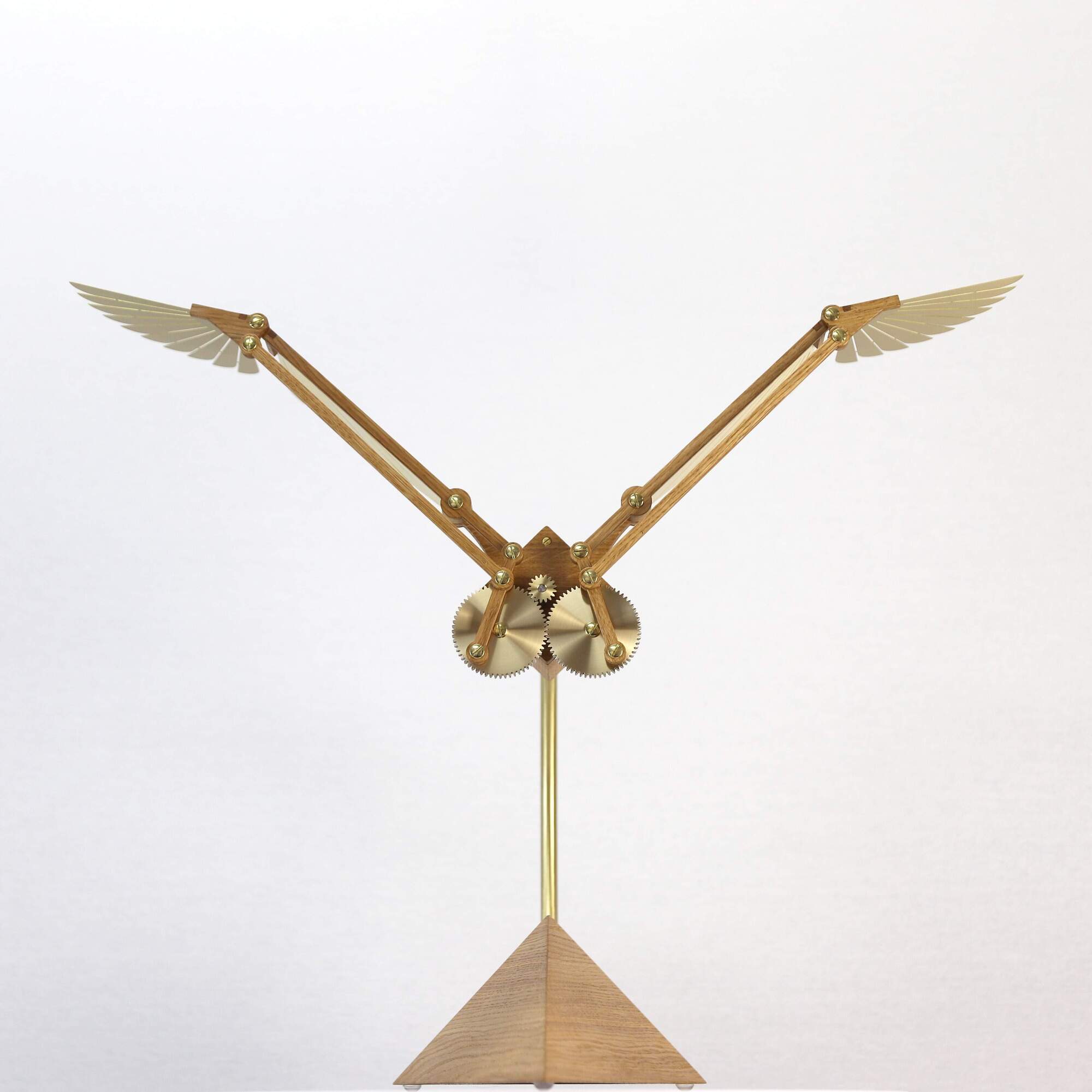 Aquila Light Oak | MB&F